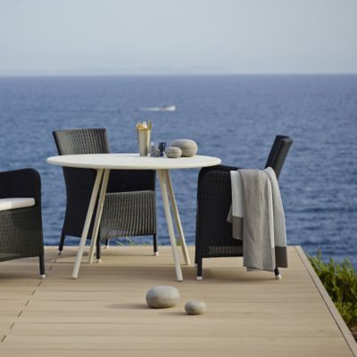 Stay Warm Outdoor Throw by Cane-line at Lumens.com