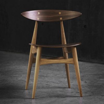 CH33T Chair by Carl Hansen at Lumens.com
