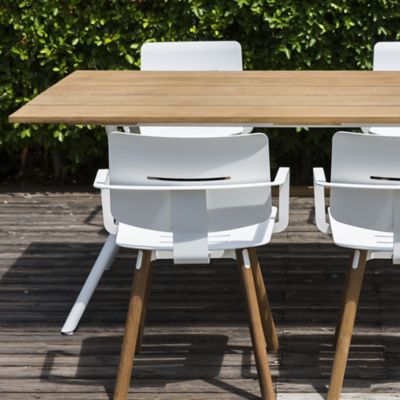 Reef Dining Table by Oasiq at Lumens.com