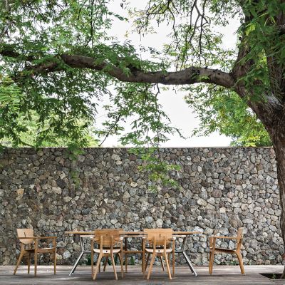 Reef Dining Table by Oasiq at Lumens.com