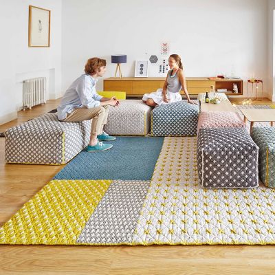 Square Modern Rugs - Contemporary Area Rugs & Floor Coverings at Lumens