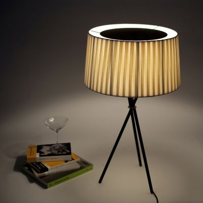 Tripode M3 Table Lamp by Santa and Cole at Lumens.com
