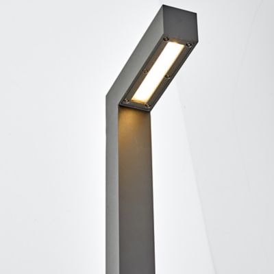 Strut Outdoor Landscape Path Light by Visual Comfort Modern at Lumens.com