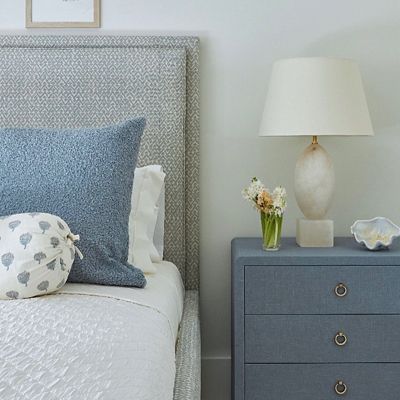 Versa Table Lamp by Visual Comfort Signature at Lumens.com