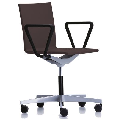 .04 Task Chair by Vitra at Lumens.com