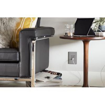 USB 1-Module Outlet by Legrand Adorne at Lumens.com